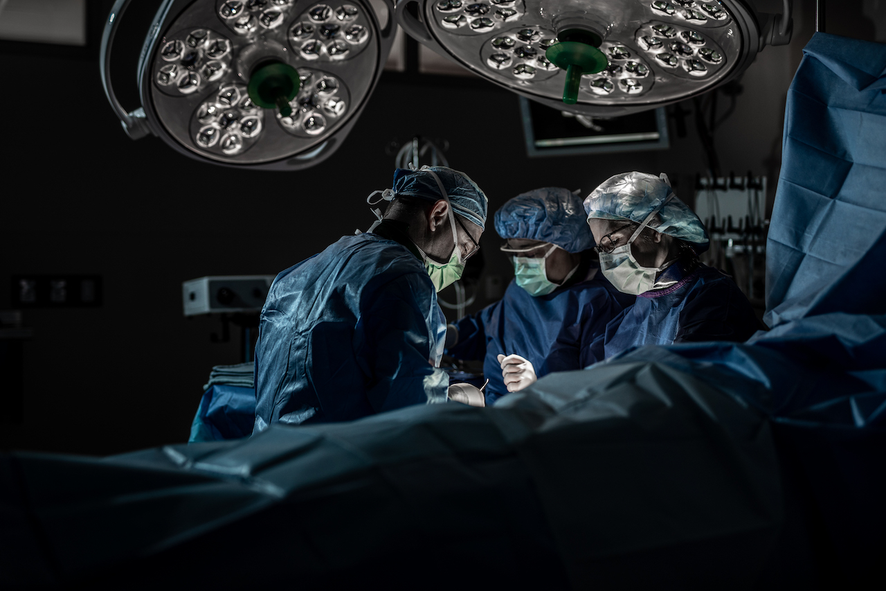 What is Minimally Invasive Spine Surgery? - Orthopaedic Hospital of ...